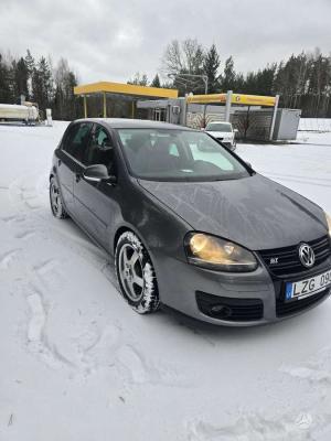 Grey Volkswagen Golf 2008 in Ignalina, with an engine capacity of 1.39 L and mileage of 319 thousand km for 3300 €, photo  on AUTOMOTO.COM.LV