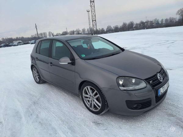 Pelēks Volkswagen Golf 2008 Marijampole, ar dzinēja tilpumu 2.00 L un nobraukumu 327 tūkst. km par 3499 €, foto 1 vietnē AUTOMOTO.COM.LV
