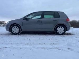 Grey Volkswagen Golf 2008 in Alytus, with an engine capacity of 1.60 L and mileage of 105 thousand km for 3999 €, photo 8 on AUTOMOTO.COM.LV