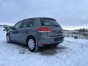 Grey Volkswagen Golf 2008 in Alytus, with an engine capacity of 1.60 L and mileage of 105 thousand km for 3999 €, photo 10 on AUTOMOTO.COM.LV
