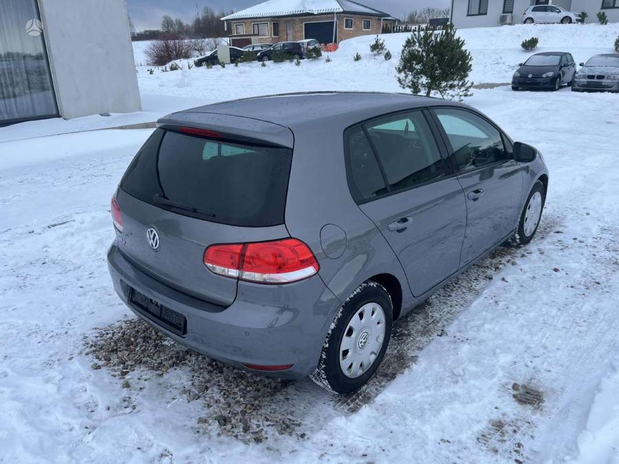 Grey Volkswagen Golf 2008 in Alytus, with an engine capacity of 1.60 L and mileage of 105 thousand km for 3999 €, photo 13 on AUTOMOTO.COM.LV