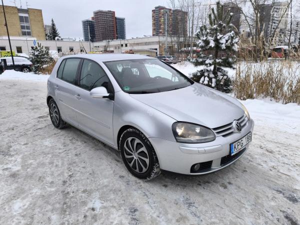 Grey Volkswagen Golf 2008 in Vilnius, with an engine capacity of 1.60 L and mileage of 269 thousand km for 1600 €, photo 3 on AUTOMOTO.COM.LV