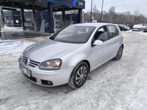 Pelēks Volkswagen Golf 2008 Viļņa, ar dzinēja tilpumu 1.60 L un nobraukumu 269 tūkst. km par 1600 €, foto 5 vietnē AUTOMOTO.COM.LV