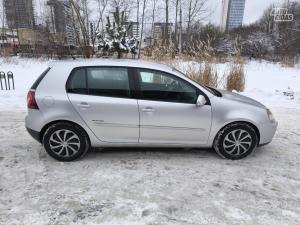 Pelēks Volkswagen Golf 2008 Viļņa, ar dzinēja tilpumu 1.60 L un nobraukumu 269 tūkst. km par 1600 €, foto 9 vietnē AUTOMOTO.COM.LV