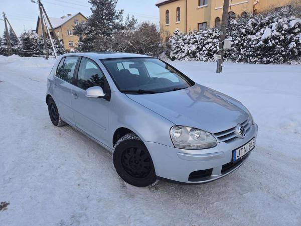 Grey Volkswagen Golf 2008 in Vilnius, with an engine capacity of 1.97 L and mileage of 330 thousand km for 1700 €, photo 1 on AUTOMOTO.COM.LV