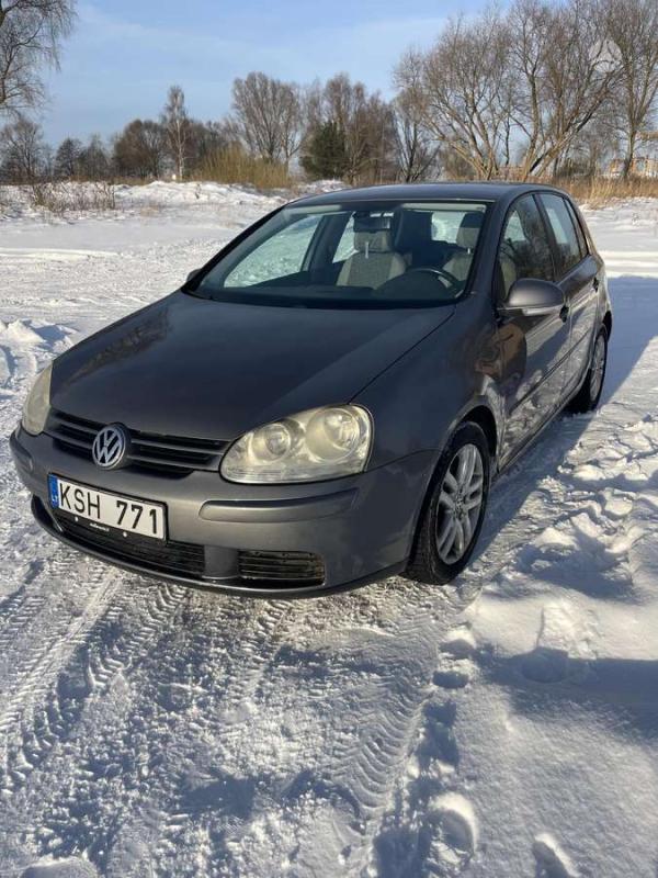 Grey Volkswagen Golf 2008 in Klaipeda, with an engine capacity of 1.90 L and mileage of 284 thousand km for 1950 €, photo 1 on AUTOMOTO.COM.LV