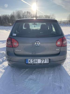 Pelēks Volkswagen Golf 2008 Klaipėda, ar dzinēja tilpumu 1.90 L un nobraukumu 284 tūkst. km par 1950 €, foto 5 vietnē AUTOMOTO.COM.LV