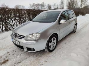 Pelēks Volkswagen Golf 2008 Kelmė, ar dzinēja tilpumu 1.90 L un nobraukumu 239 tūkst. km par 2850 €, foto  vietnē AUTOMOTO.COM.LV