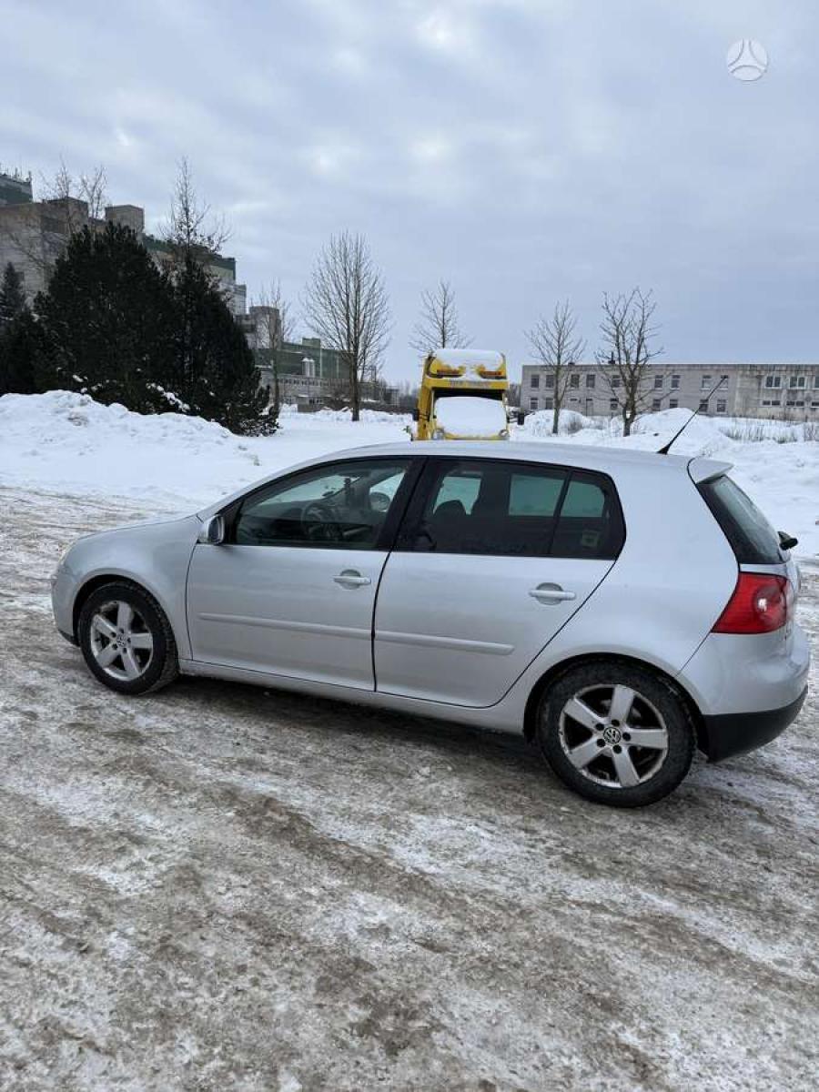 Pelēks Volkswagen Golf 2008 Kretinga, ar dzinēja tilpumu 1.40 L un nobraukumu 174 tūkst. km par 3 €, foto 8 vietnē AUTOMOTO.COM.LV