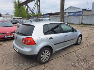 Pelēks Volkswagen Golf 2008 Tallina, ar dzinēja tilpumu 1.60 L un nobraukumu 215 tūkst. km par 699 €, foto 4 vietnē AUTOMOTO.COM.LV