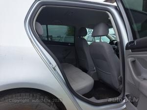 Pelēks Volkswagen Golf 2008 Tallina, ar dzinēja tilpumu 1.60 L un nobraukumu 215 tūkst. km par 699 €, foto 8 vietnē AUTOMOTO.COM.LV