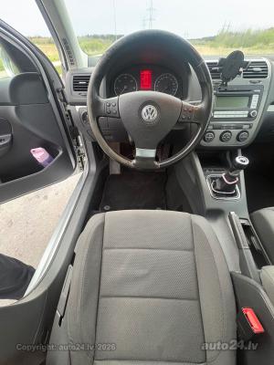 Grey Volkswagen Golf 2008 in Tallinn, with an engine capacity of 1.90 L and mileage of 240 thousand km for 3000 €, photo 7 on AUTOMOTO.COM.LV