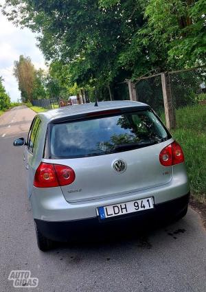 Grey Volkswagen Golf 2008 in Radviliskis, with an engine capacity of 1.40 L and mileage of 183 thousand km for 1500 €, photo 5 on AUTOMOTO.COM.LV