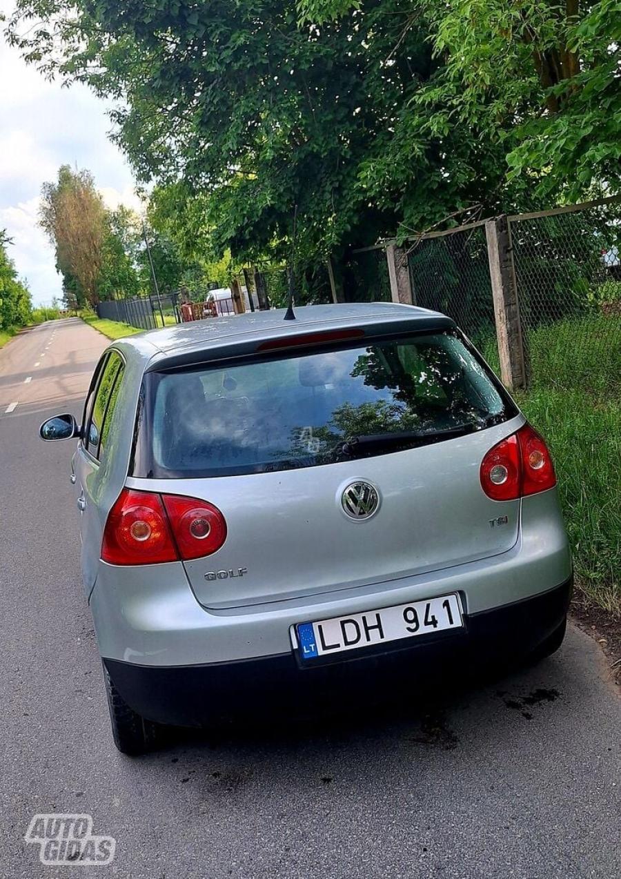 Grey Volkswagen Golf 2008 in Radviliskis, with an engine capacity of 1.40 L and mileage of 183 thousand km for 1500 €, photo 5 on AUTOMOTO.COM.LV