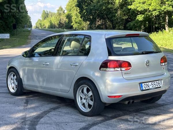 Grey Volkswagen Golf 2008 in Riga, with an engine capacity of 1.40 L and mileage of 143 thousand km for 5000 €, photo 9 on AUTOMOTO.COM.LV