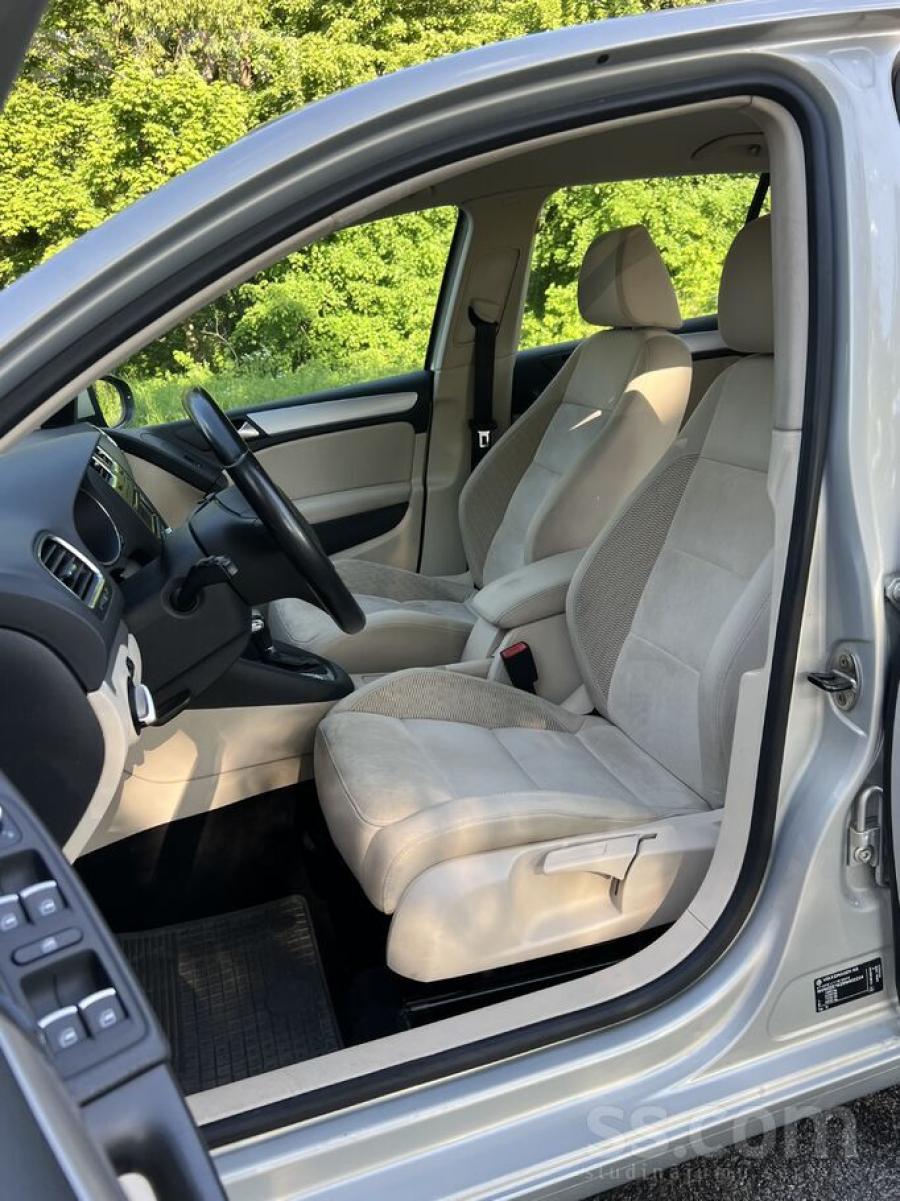 Pelēks Volkswagen Golf 2008 Rīga, ar dzinēja tilpumu 1.40 L un nobraukumu 143 tūkst. km par 5000 €, foto 12 vietnē AUTOMOTO.COM.LV