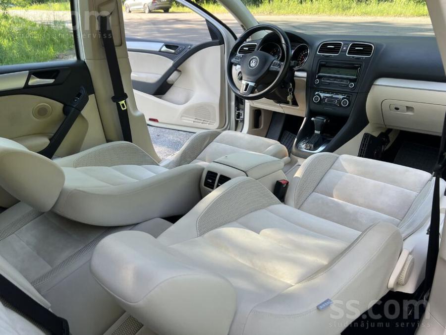 Pelēks Volkswagen Golf 2008 Rīga, ar dzinēja tilpumu 1.40 L un nobraukumu 143 tūkst. km par 5000 €, foto 17 vietnē AUTOMOTO.COM.LV