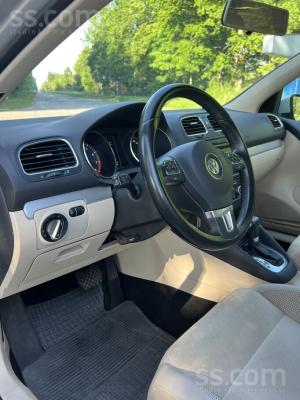 Pelēks Volkswagen Golf 2008 Rīga, ar dzinēja tilpumu 1.40 L un nobraukumu 143 tūkst. km par 5000 €, foto 19 vietnē AUTOMOTO.COM.LV