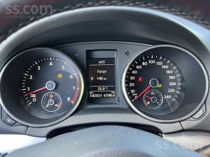 Pelēks Volkswagen Golf 2008 Rīga, ar dzinēja tilpumu 1.40 L un nobraukumu 143 tūkst. km par 5000 €, foto 23 vietnē AUTOMOTO.COM.LV