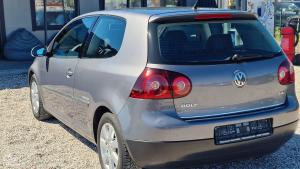 Pelēks Volkswagen Golf 2008 Kretinga, ar dzinēja tilpumu 1.40 L un nobraukumu 235 tūkst. km par 2399 €, foto 8 vietnē AUTOMOTO.COM.LV