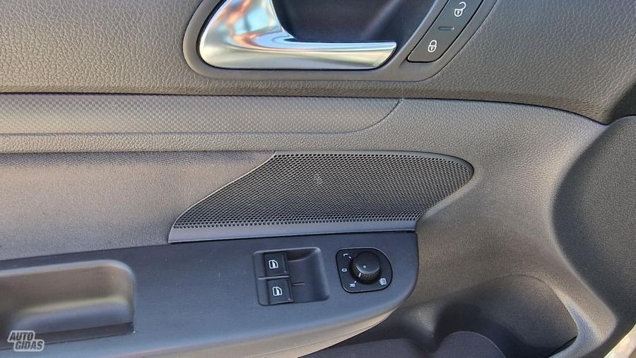 Pelēks Volkswagen Golf 2008 Kretinga, ar dzinēja tilpumu 1.40 L un nobraukumu 235 tūkst. km par 2399 €, foto 11 vietnē AUTOMOTO.COM.LV