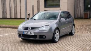 Grey Volkswagen Golf 2008 in Taurage, with an engine capacity of 1.90 L and mileage of 340 thousand km for 2499 €, photo 3 on AUTOMOTO.COM.LV