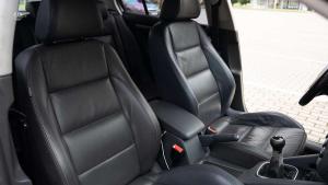 Grey Volkswagen Golf 2008 in Taurage, with an engine capacity of 1.90 L and mileage of 340 thousand km for 2499 €, photo 14 on AUTOMOTO.COM.LV