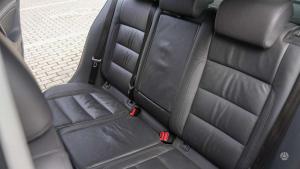 Grey Volkswagen Golf 2008 in Taurage, with an engine capacity of 1.90 L and mileage of 340 thousand km for 2499 €, photo 15 on AUTOMOTO.COM.LV
