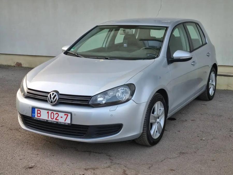 Pelēks Volkswagen Golf 2008 Ogre, ar dzinēja tilpumu 2.00 L un nobraukumu 224 tūkst. km par 4950 €, foto 1 vietnē AUTOMOTO.COM.LV