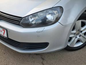 Pelēks Volkswagen Golf 2008 Ogre, ar dzinēja tilpumu 2.00 L un nobraukumu 224 tūkst. km par 4950 €, foto 26 vietnē AUTOMOTO.COM.LV