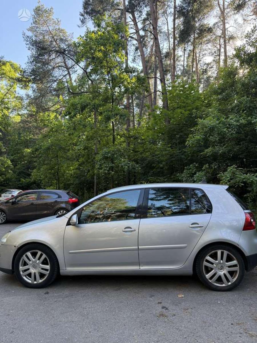 Pelēks Volkswagen Golf 2008 Kauņa, ar dzinēja tilpumu 1.97 L un nobraukumu 287 tūkst. km par 1199 €, foto 9 vietnē AUTOMOTO.COM.LV