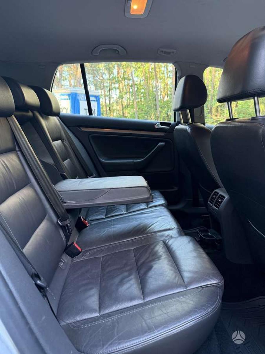 Pelēks Volkswagen Golf 2008 Kauņa, ar dzinēja tilpumu 1.97 L un nobraukumu 287 tūkst. km par 1199 €, foto 12 vietnē AUTOMOTO.COM.LV