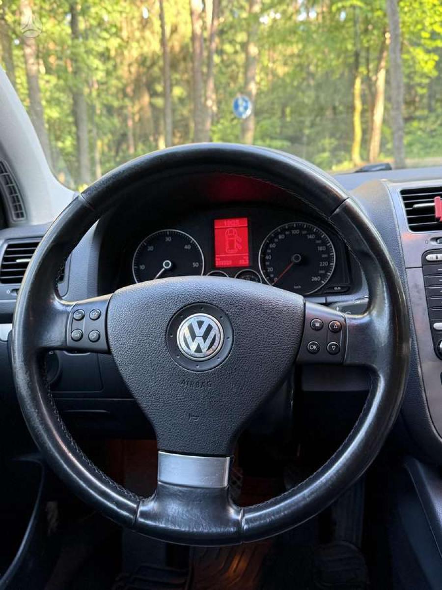 Pelēks Volkswagen Golf 2008 Kauņa, ar dzinēja tilpumu 1.97 L un nobraukumu 287 tūkst. km par 1199 €, foto 13 vietnē AUTOMOTO.COM.LV