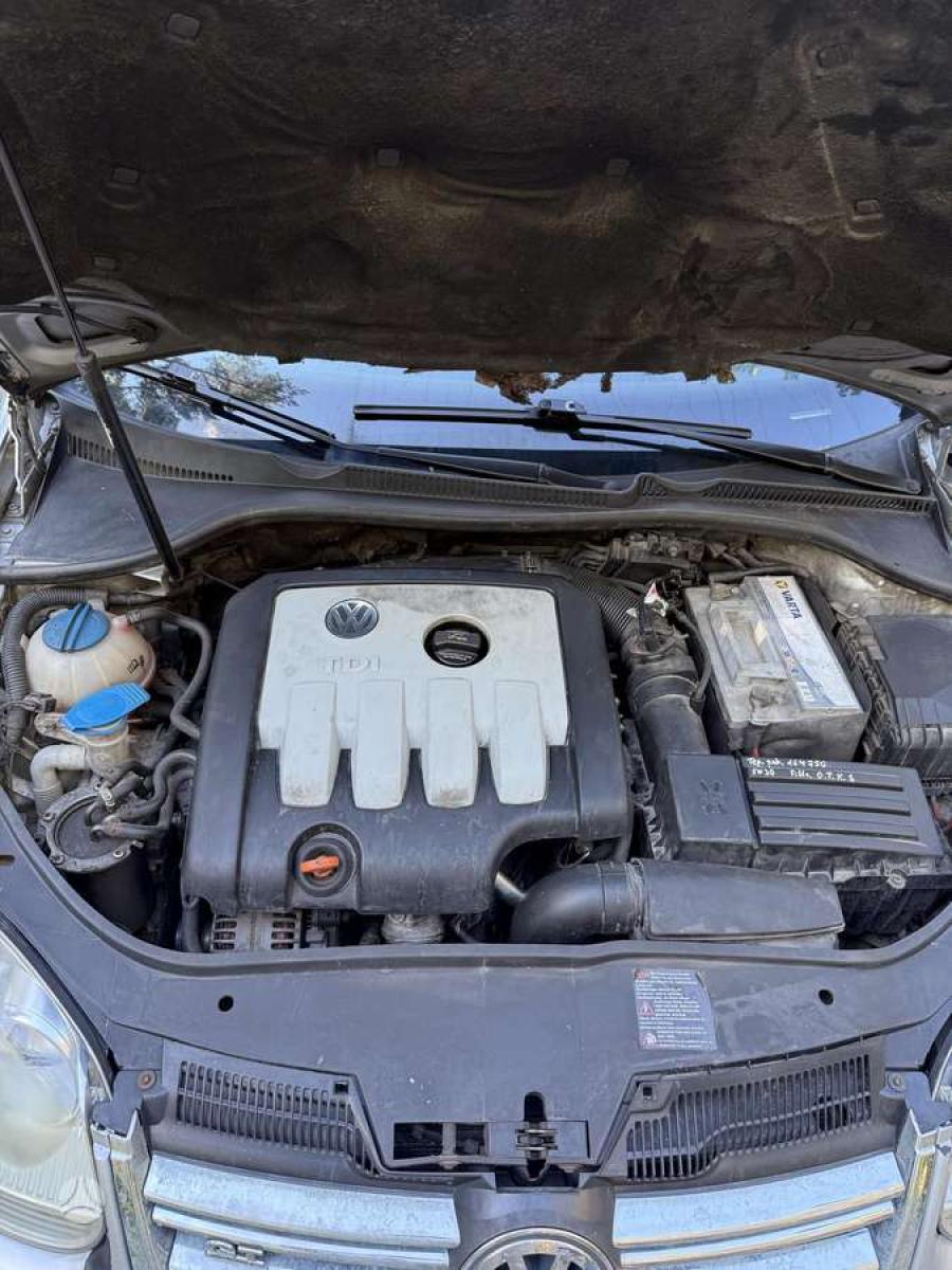 Pelēks Volkswagen Golf 2008 Kauņa, ar dzinēja tilpumu 1.97 L un nobraukumu 287 tūkst. km par 1199 €, foto 17 vietnē AUTOMOTO.COM.LV