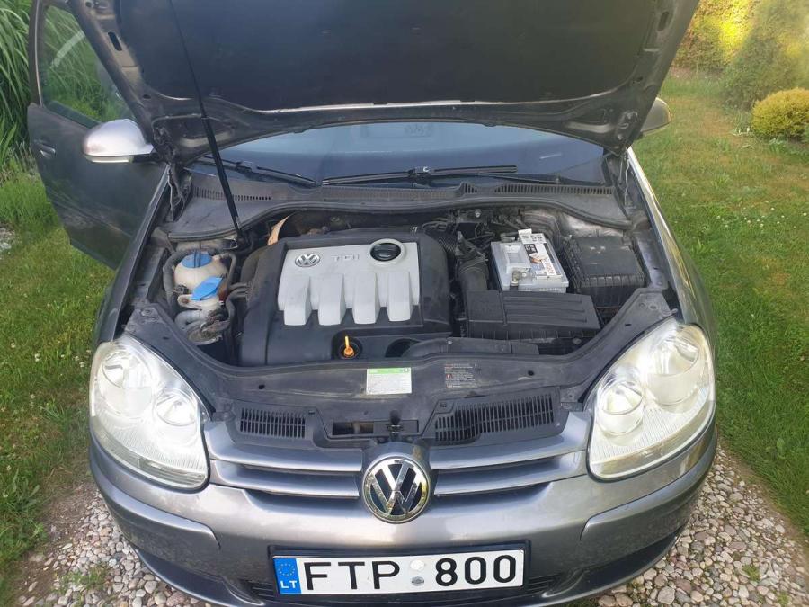 Pelēks Volkswagen Golf 2008 Anykščiai, ar dzinēja tilpumu 1.90 L un nobraukumu 281 tūkst. km par 1950 €, foto 8 vietnē AUTOMOTO.COM.LV