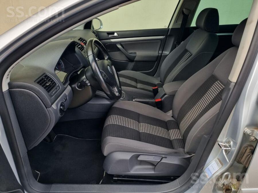 Pelēks Volkswagen Golf 2008 Ogre, ar dzinēja tilpumu 1.40 L un nobraukumu 255 tūkst. km par 3250 €, foto 11 vietnē AUTOMOTO.COM.LV