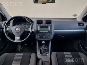 Pelēks Volkswagen Golf 2008 Ogre, ar dzinēja tilpumu 1.40 L un nobraukumu 255 tūkst. km par 3250 €, foto 14 vietnē AUTOMOTO.COM.LV