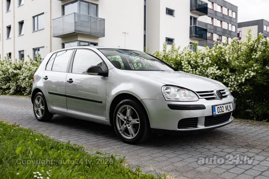 Pelēks Volkswagen Golf 2008 Tallina, ar dzinēja tilpumu 1.40 L un nobraukumu 225 tūkst. km par 2399 €, foto 6 vietnē AUTOMOTO.COM.LV