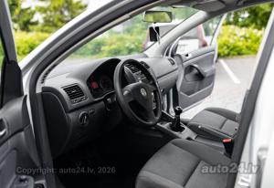 Pelēks Volkswagen Golf 2008 Tallina, ar dzinēja tilpumu 1.40 L un nobraukumu 225 tūkst. km par 2399 €, foto 10 vietnē AUTOMOTO.COM.LV