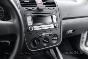 Pelēks Volkswagen Golf 2008 Tallina, ar dzinēja tilpumu 1.40 L un nobraukumu 225 tūkst. km par 2399 €, foto 18 vietnē AUTOMOTO.COM.LV