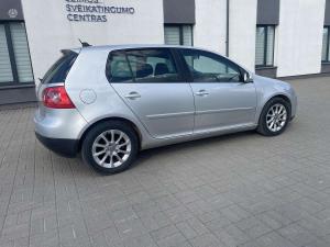 Grey Volkswagen Golf 2008 in Vilnius, with an engine capacity of 1.90 L and mileage of 320 thousand km for 2500 €, photo 7 on AUTOMOTO.COM.LV
