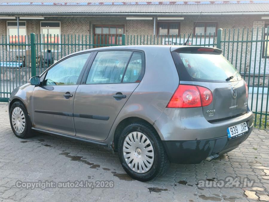 Pelēks Volkswagen Golf 2008 Tartu, ar dzinēja tilpumu 2.00 L un nobraukumu 0 tūkst. km par 1499 €, foto 6 vietnē AUTOMOTO.COM.LV