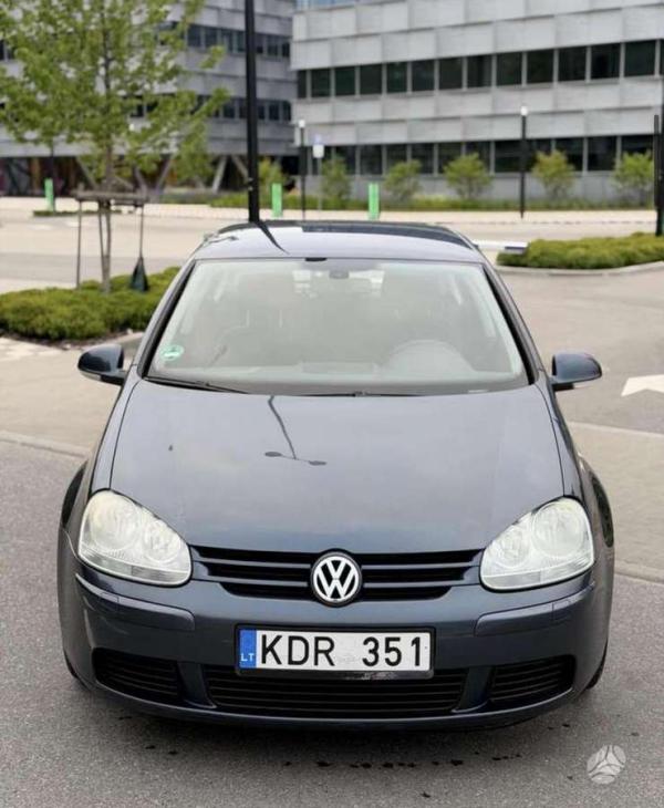 Grey Volkswagen Golf 2008 in Vilnius, with an engine capacity of 0.00 L and mileage of 233 thousand km for 2500 €, photo 5 on AUTOMOTO.COM.LV