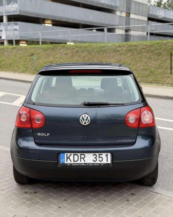 Grey Volkswagen Golf 2008 in Vilnius, with an engine capacity of 0.00 L and mileage of 233 thousand km for 2500 €, photo 6 on AUTOMOTO.COM.LV