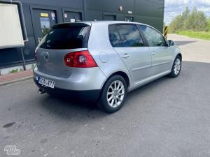 Grey Volkswagen Golf 2008 in Vilnius, with an engine capacity of 1.90 L and mileage of 321 thousand km for 2400 €, photo 4 on AUTOMOTO.COM.LV