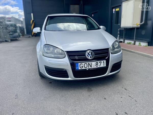 Pelēks Volkswagen Golf 2008 Viļņa, ar dzinēja tilpumu 1.90 L un nobraukumu 321 tūkst. km par 2400 €, foto 10 vietnē AUTOMOTO.COM.LV
