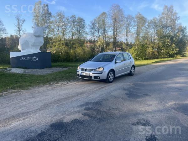 Pelēks Volkswagen Golf 2008 Rīga, ar dzinēja tilpumu 1.90 L un nobraukumu 401 tūkst. km par 700 €, foto 1 vietnē AUTOMOTO.COM.LV