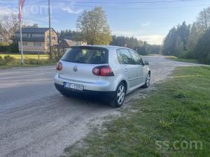Grey Volkswagen Golf 2008 in Riga, with an engine capacity of 1.90 L and mileage of 401 thousand km for 700 €, photo 5 on AUTOMOTO.COM.LV