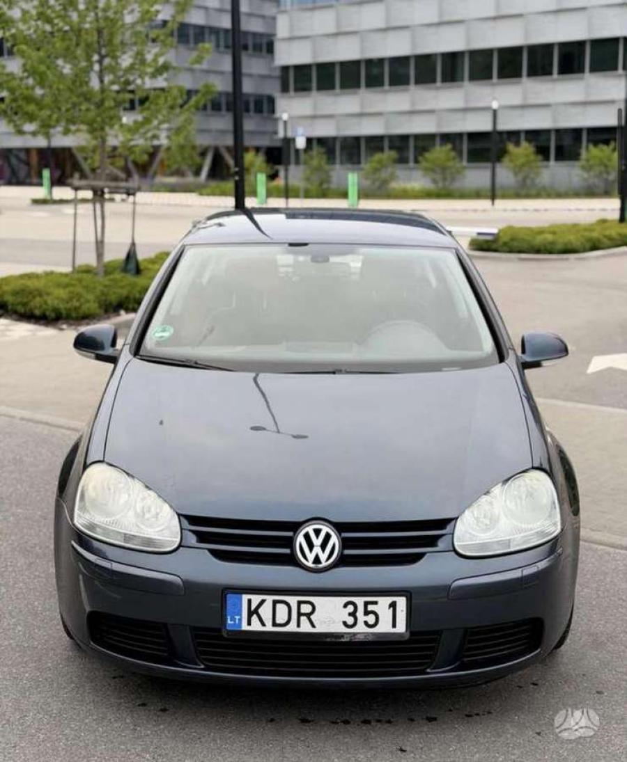 Grey Volkswagen Golf 2008 in Vilnius, with an engine capacity of 0.00 L and mileage of 233 thousand km for 2000 €, photo 6 on AUTOMOTO.COM.LV