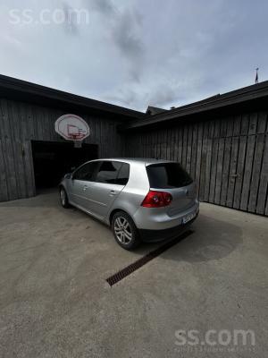 Pelēks Volkswagen Golf 2008 Jelgava, ar dzinēja tilpumu 1.90 L un nobraukumu 252 tūkst. km par 2800 €, foto 6 vietnē AUTOMOTO.COM.LV